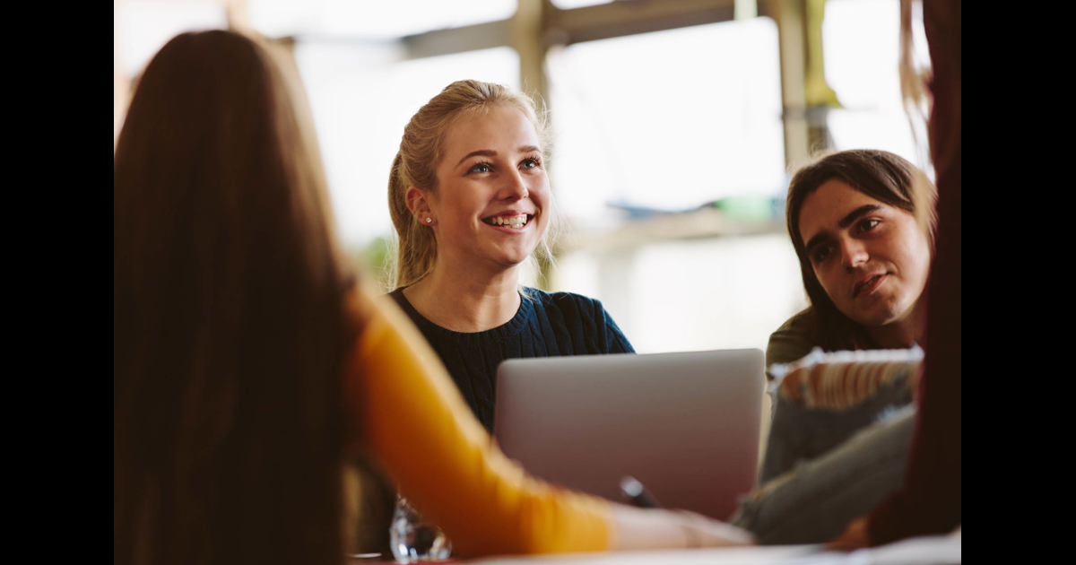 Funktionel grammatik: Struktur og orden? Eller fri og rummelig? | Vitec MV